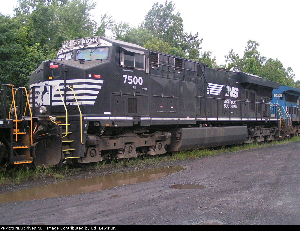 NS 7500
